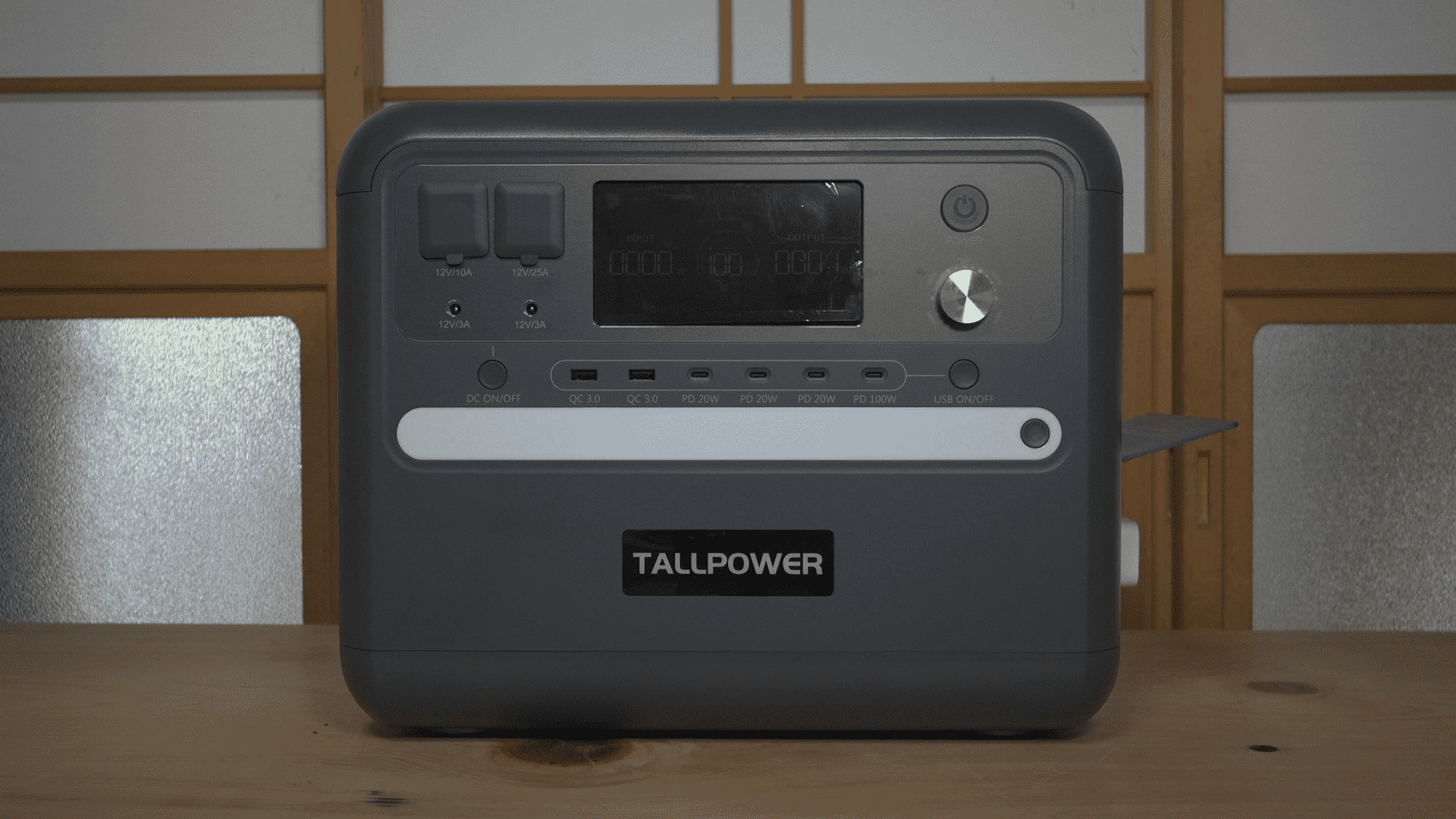 【実機レビュー】TALLPOWER V2400ポータブル電源を徹底解説 ~ ポタブルン